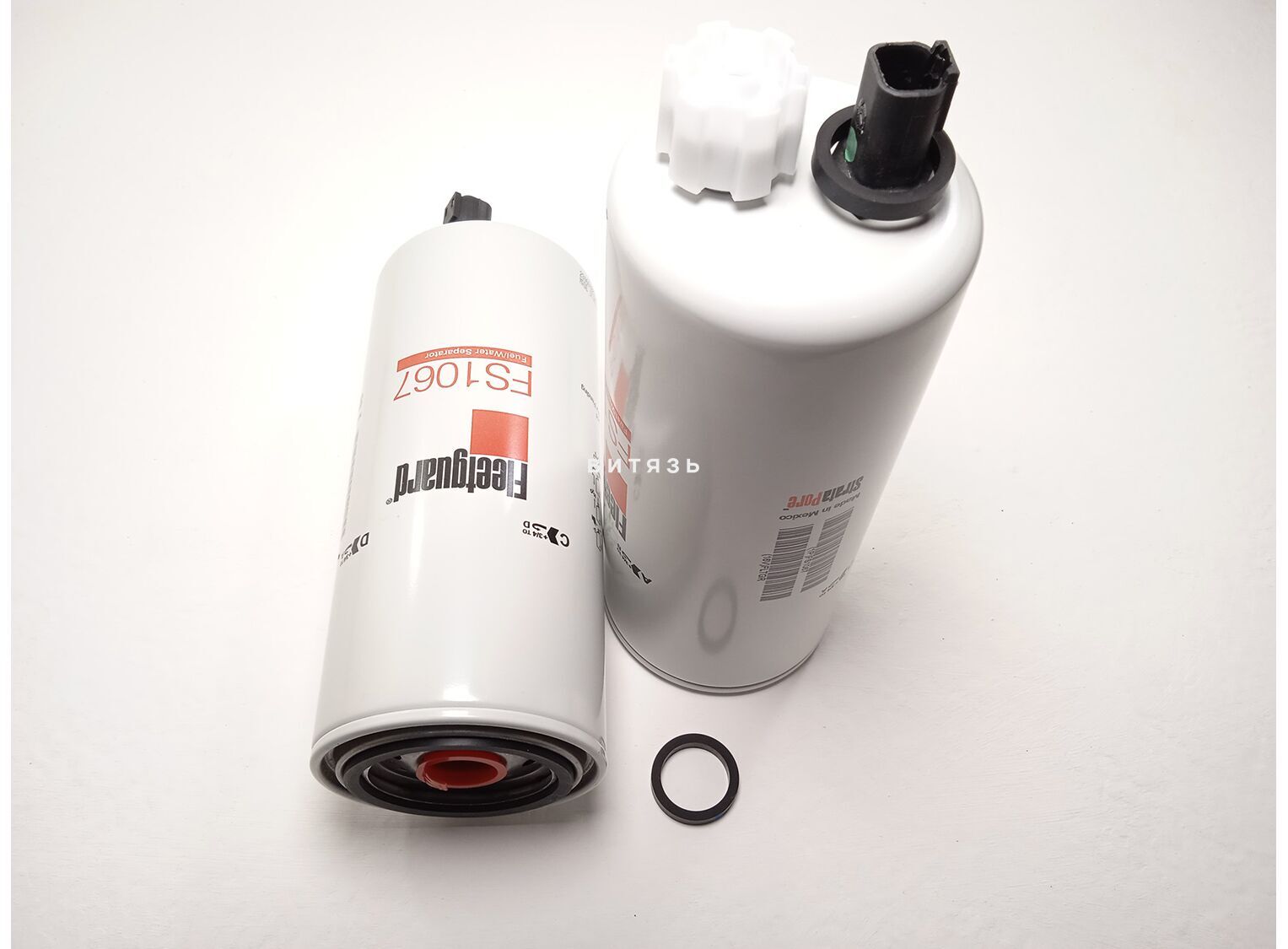 Фильтр топливный сепаратор КАМАЗ,DAF LF45 дв.65116 FS1067 (Fleetguard)